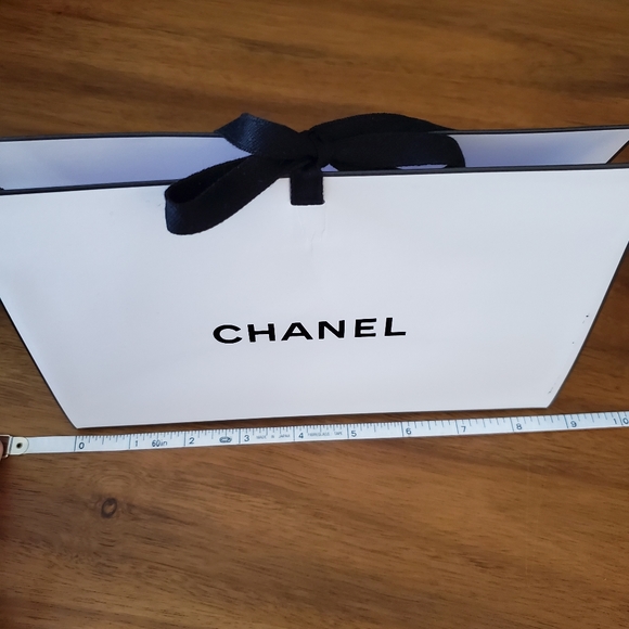 CHANEL | Accents | New Chanel Pop Up Storage Display Box | Poshmark